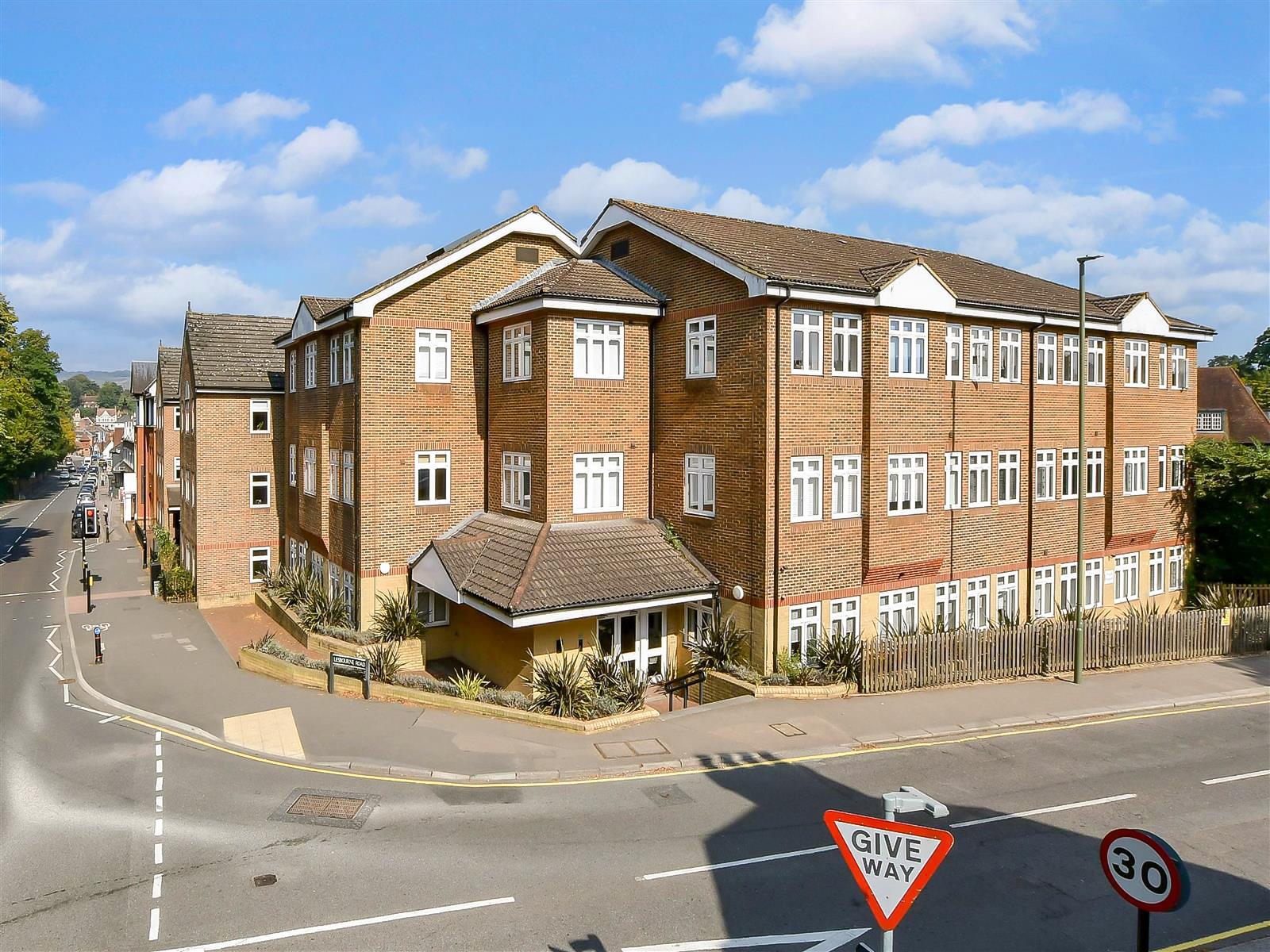 Estate Agents in Reigate | Cubitt & West